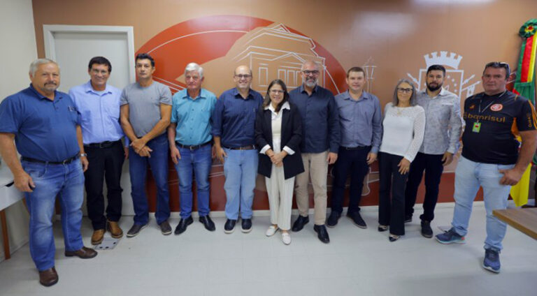 PREFEITURA. Rodrigo Decimo anuncia os nomes de sete dos nove ...